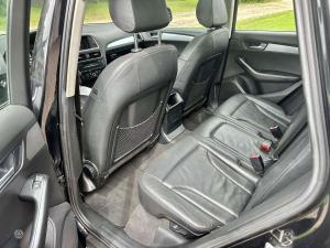 Black Audi Q5 2011 in Siauliai, with an engine capacity of 1.97 L and mileage of 220 thousand km for 8999 €, photo 26 on AUTOMOTO.COM.LV