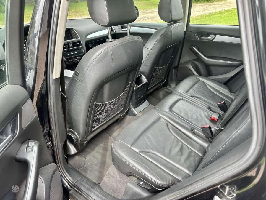 Black Audi Q5 2011 in Siauliai, with an engine capacity of 1.97 L and mileage of 220 thousand km for 8999 €, photo 26 on AUTOMOTO.COM.LV