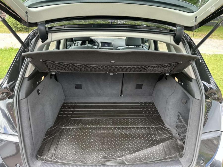 Black Audi Q5 2011 in Siauliai, with an engine capacity of 1.97 L and mileage of 220 thousand km for 8999 €, photo 27 on AUTOMOTO.COM.LV