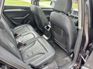 Black Audi Q5 2011 in Siauliai, with an engine capacity of 1.97 L and mileage of 220 thousand km for 8999 €, photo 28 on AUTOMOTO.COM.LV