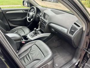 Black Audi Q5 2011 in Siauliai, with an engine capacity of 1.97 L and mileage of 220 thousand km for 8999 €, photo 29 on AUTOMOTO.COM.LV