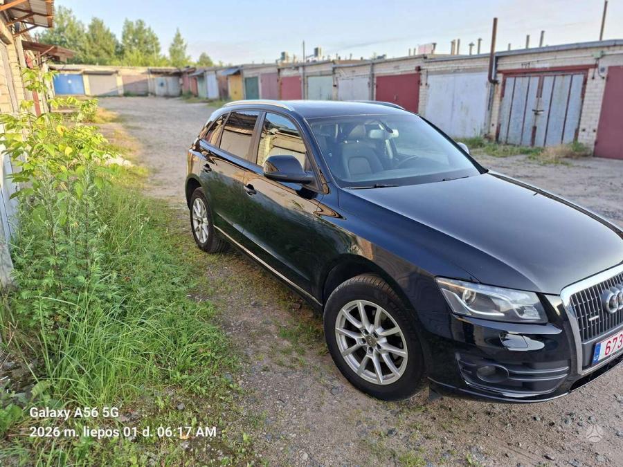 Черный Ауди Ку 5 2011 в Ионава, объемом двигателя 1.97 л и пробегом 254 тыс. км за 9300 €, фото 4 на AUTOMOTO.COM.LV