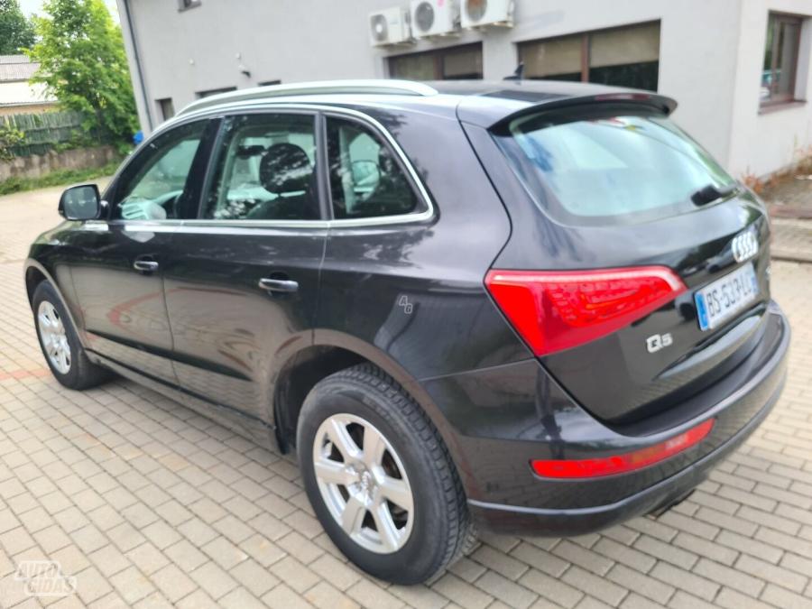 Black Audi Q5 2011 in Utena, with an engine capacity of 2.00 L and mileage of 231 thousand km for 9990 €, photo 7 on AUTOMOTO.COM.LV