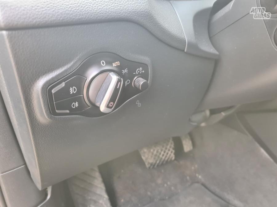 Black Audi Q5 2011 in Utena, with an engine capacity of 2.00 L and mileage of 231 thousand km for 9990 €, photo 15 on AUTOMOTO.COM.LV