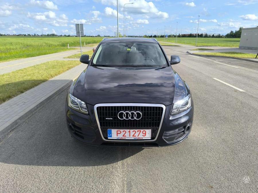 Melns Audi Q5 2011 Marijampole, ar dzinēja tilpumu 1.98 L un nobraukumu 211 tūkst. km par 7050 €, foto 3 vietnē AUTOMOTO.COM.LV
