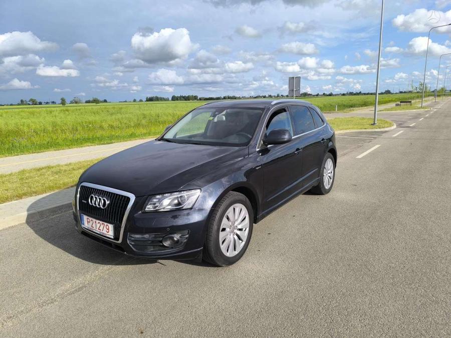 Melns Audi Q5 2011 Marijampole, ar dzinēja tilpumu 1.98 L un nobraukumu 211 tūkst. km par 7050 €, foto 4 vietnē AUTOMOTO.COM.LV