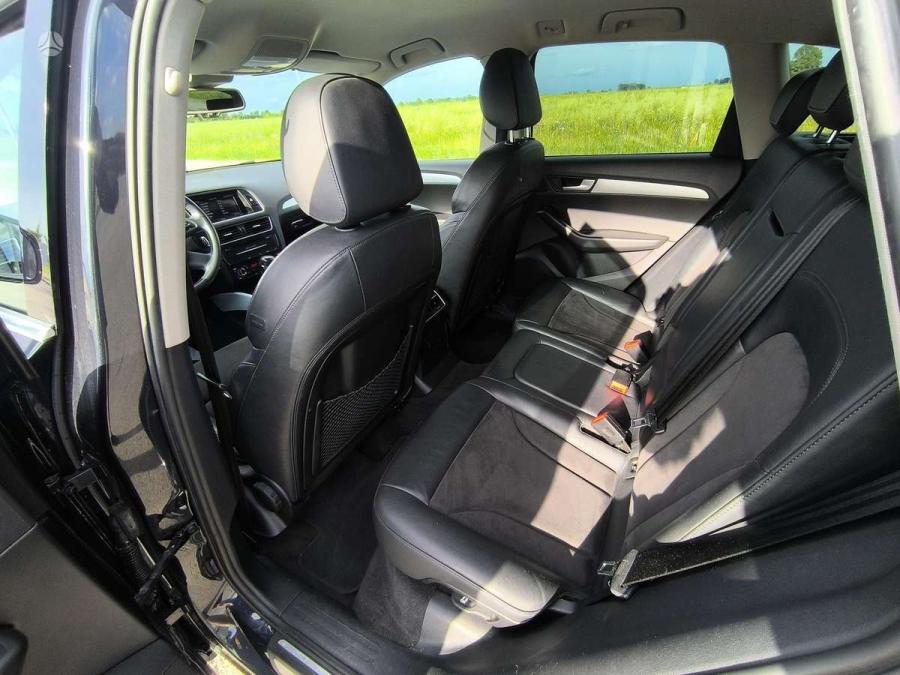 Melns Audi Q5 2011 Marijampole, ar dzinēja tilpumu 1.98 L un nobraukumu 211 tūkst. km par 7050 €, foto 13 vietnē AUTOMOTO.COM.LV