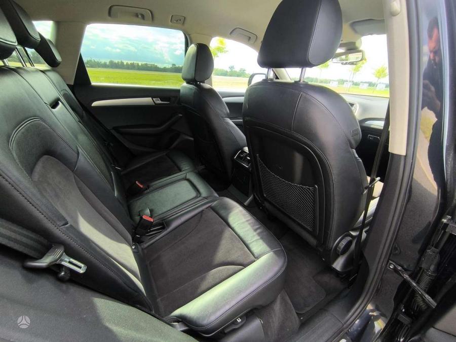 Melns Audi Q5 2011 Marijampole, ar dzinēja tilpumu 1.98 L un nobraukumu 211 tūkst. km par 7050 €, foto 14 vietnē AUTOMOTO.COM.LV