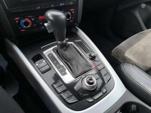 Melns Audi Q5 2011 Marijampole, ar dzinēja tilpumu 1.98 L un nobraukumu 211 tūkst. km par 7050 €, foto 19 vietnē AUTOMOTO.COM.LV