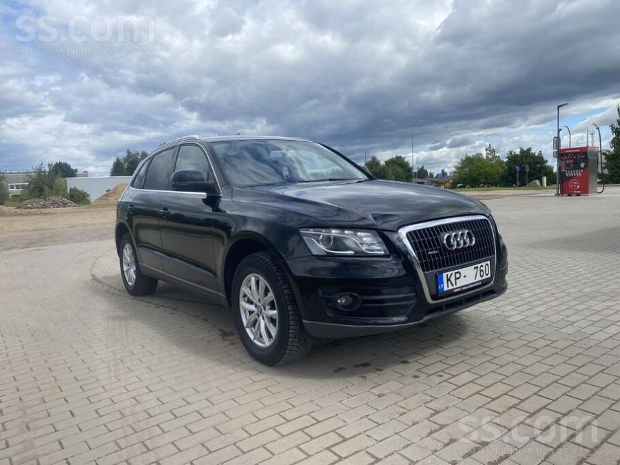 Black Audi Q5 2011 in Saldus, with an engine capacity of 2.00 L and mileage of 0 thousand km for 9200 €, photo 7 on AUTOMOTO.COM.LV