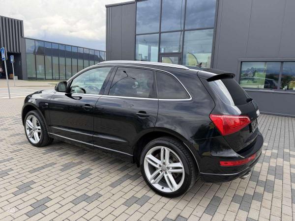 Black Audi Q5 2011 in Siauliai, with an engine capacity of 2.97 L and mileage of 297 thousand km for 9100 €, photo 4 on AUTOMOTO.COM.LV
