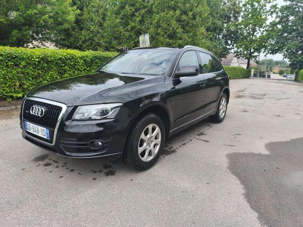 Black Audi Q5 2011 in Kelme, with an engine capacity of 2.97 L and mileage of 380 thousand km for 7900 €, photo 1 on AUTOMOTO.COM.LV