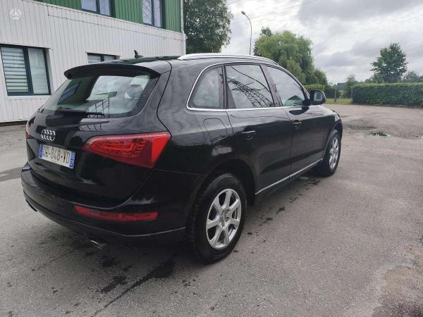 Black Audi Q5 2011 in Kelme, with an engine capacity of 2.97 L and mileage of 380 thousand km for 7900 €, photo 5 on AUTOMOTO.COM.LV