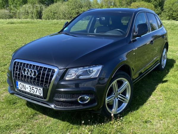 Black Audi Q5 2011 in Riga, with an engine capacity of 3.00 L and mileage of 307 thousand km for 9990 €, photo 2 on AUTOMOTO.COM.LV