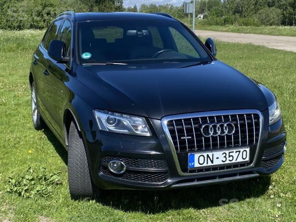 Black Audi Q5 2011 in Riga, with an engine capacity of 3.00 L and mileage of 307 thousand km for 9990 €, photo 3 on AUTOMOTO.COM.LV