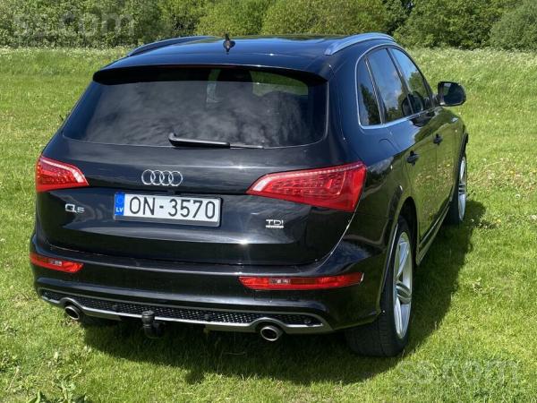 Black Audi Q5 2011 in Riga, with an engine capacity of 3.00 L and mileage of 307 thousand km for 9990 €, photo 7 on AUTOMOTO.COM.LV