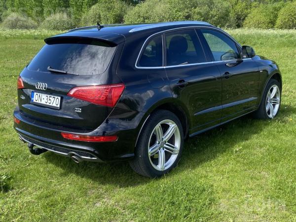 Black Audi Q5 2011 in Riga, with an engine capacity of 3.00 L and mileage of 307 thousand km for 9990 €, photo 8 on AUTOMOTO.COM.LV