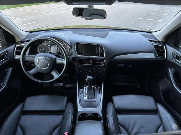Melns Audi Q5 2011 Telšiai, ar dzinēja tilpumu 2.00 L un nobraukumu 300 tūkst. km par 8000 €, foto 10 vietnē AUTOMOTO.COM.LV