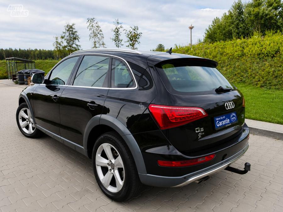 Black Audi Q5 2011 in Vilnius, with an engine capacity of 2.00 L and mileage of 252 thousand km for 9750 €, photo 6 on AUTOMOTO.COM.LV