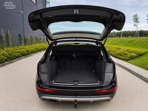 Black Audi Q5 2011 in Vilnius, with an engine capacity of 2.00 L and mileage of 252 thousand km for 9750 €, photo 15 on AUTOMOTO.COM.LV