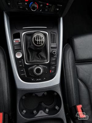 Black Audi Q5 2011 in Vilnius, with an engine capacity of 2.00 L and mileage of 252 thousand km for 9750 €, photo 17 on AUTOMOTO.COM.LV