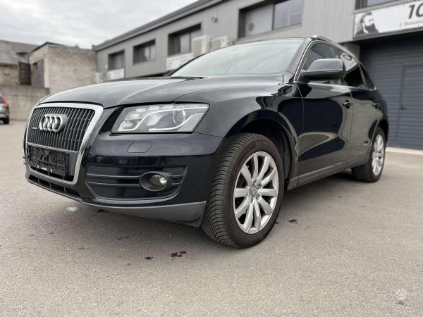 Black Audi Q5 2011 in Siauliai, with an engine capacity of 1.97 L and mileage of 233 thousand km for 8500 €, photo 1 on AUTOMOTO.COM.LV