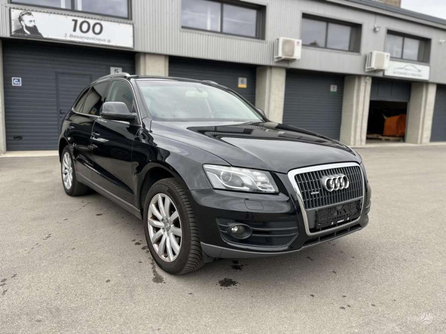 Black Audi Q5 2011 in Siauliai, with an engine capacity of 1.97 L and mileage of 233 thousand km for 8500 €, photo 4 on AUTOMOTO.COM.LV