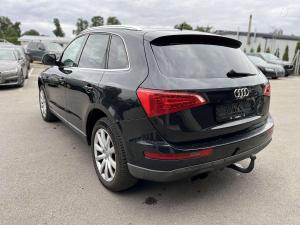 Black Audi Q5 2011 in Siauliai, with an engine capacity of 1.97 L and mileage of 233 thousand km for 8500 €, photo 6 on AUTOMOTO.COM.LV