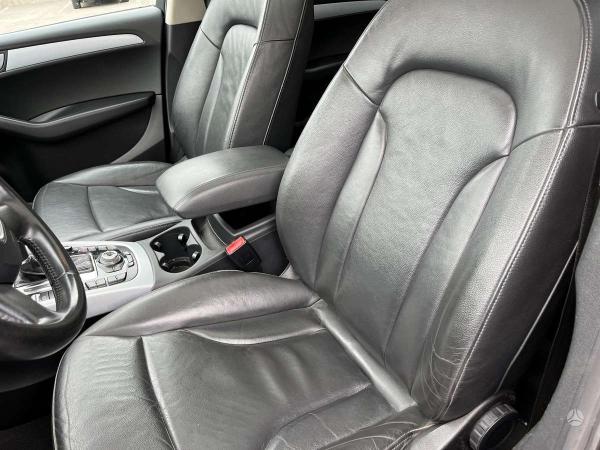 Black Audi Q5 2011 in Siauliai, with an engine capacity of 1.97 L and mileage of 233 thousand km for 8500 €, photo 10 on AUTOMOTO.COM.LV