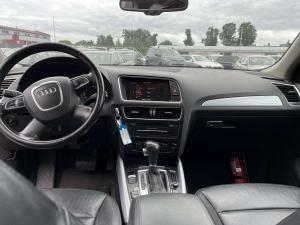 Black Audi Q5 2011 in Siauliai, with an engine capacity of 1.97 L and mileage of 233 thousand km for 8500 €, photo 13 on AUTOMOTO.COM.LV