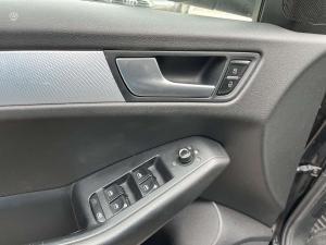 Black Audi Q5 2011 in Siauliai, with an engine capacity of 1.97 L and mileage of 233 thousand km for 8500 €, photo 14 on AUTOMOTO.COM.LV
