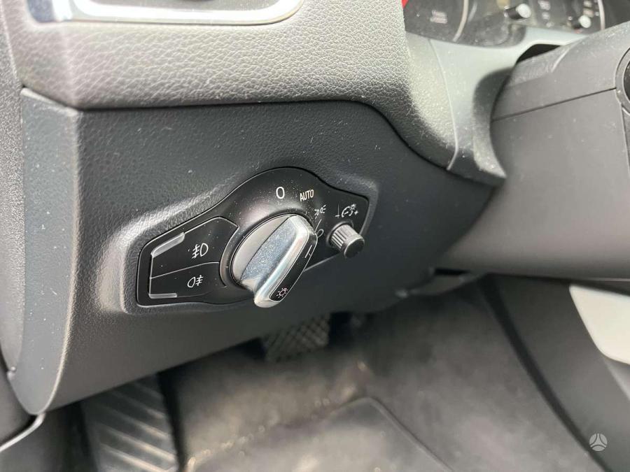 Black Audi Q5 2011 in Siauliai, with an engine capacity of 1.97 L and mileage of 233 thousand km for 8500 €, photo 15 on AUTOMOTO.COM.LV