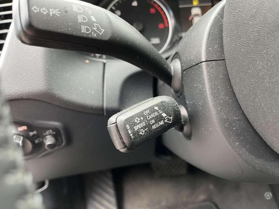 Black Audi Q5 2011 in Siauliai, with an engine capacity of 1.97 L and mileage of 233 thousand km for 8500 €, photo 16 on AUTOMOTO.COM.LV