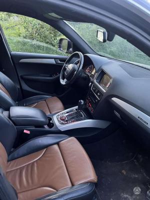Melns Audi Q5 2011 Kaišiadorys, ar dzinēja tilpumu 1.97 L un nobraukumu 255 tūkst. km par 6900 €, foto 12 vietnē AUTOMOTO.COM.LV