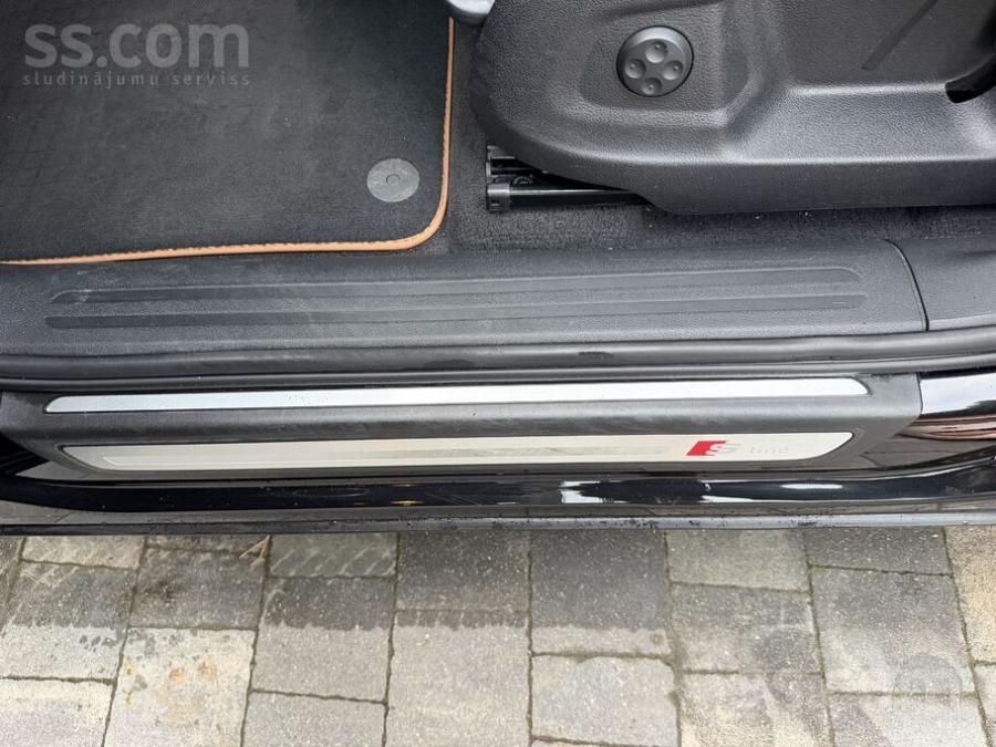 Black Audi Q5 2011 in Riga, with an engine capacity of 3.00 L and mileage of 187 thousand km for 12579 €, photo 13 on AUTOMOTO.COM.LV