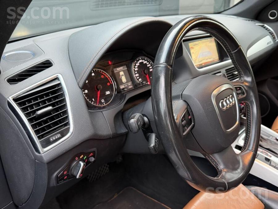 Black Audi Q5 2011 in Riga, with an engine capacity of 3.00 L and mileage of 187 thousand km for 12579 €, photo 17 on AUTOMOTO.COM.LV