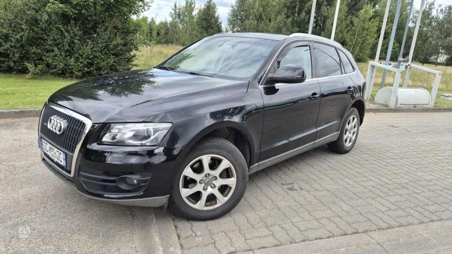 Black Audi Q5 2011 in Taurage, with an engine capacity of 1.97 L and mileage of 345 thousand km for 6300 €, photo 3 on AUTOMOTO.COM.LV