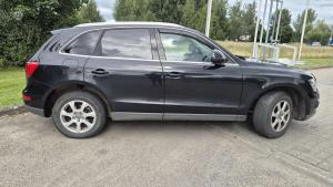 Black Audi Q5 2011 in Taurage, with an engine capacity of 1.97 L and mileage of 345 thousand km for 6300 €, photo 12 on AUTOMOTO.COM.LV