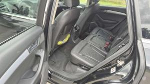 Black Audi Q5 2011 in Taurage, with an engine capacity of 1.97 L and mileage of 345 thousand km for 6300 €, photo 19 on AUTOMOTO.COM.LV