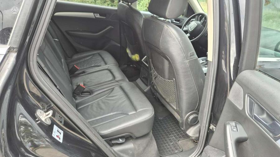 Black Audi Q5 2011 in Taurage, with an engine capacity of 1.97 L and mileage of 345 thousand km for 6300 €, photo 34 on AUTOMOTO.COM.LV