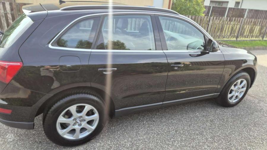 Melns Audi Q5 2011 Viļņa, ar dzinēja tilpumu 1.97 L un nobraukumu 324 tūkst. km par 8600 €, foto 9 vietnē AUTOMOTO.COM.LV