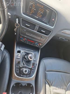 Melns Audi Q5 2011 Daugavpils, ar dzinēja tilpumu 2.00 L un nobraukumu 282 tūkst. km par 11000 €, foto 10 vietnē AUTOMOTO.COM.LV