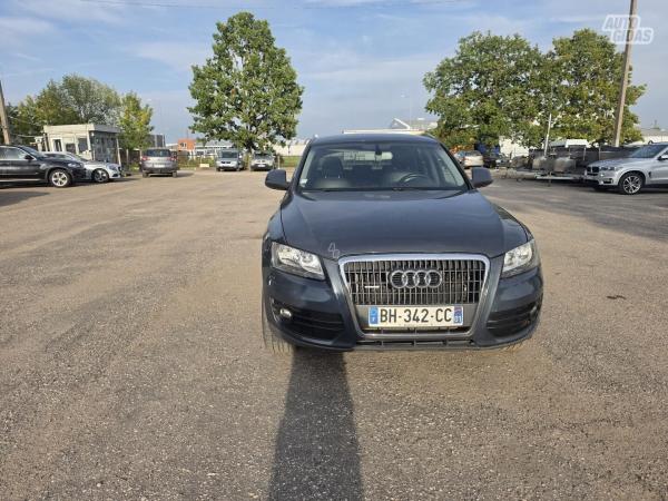 Black Audi Q5 2011 in Vilnius, with an engine capacity of 2.00 L and mileage of 327 thousand km for 8200 €, photo 4 on AUTOMOTO.COM.LV