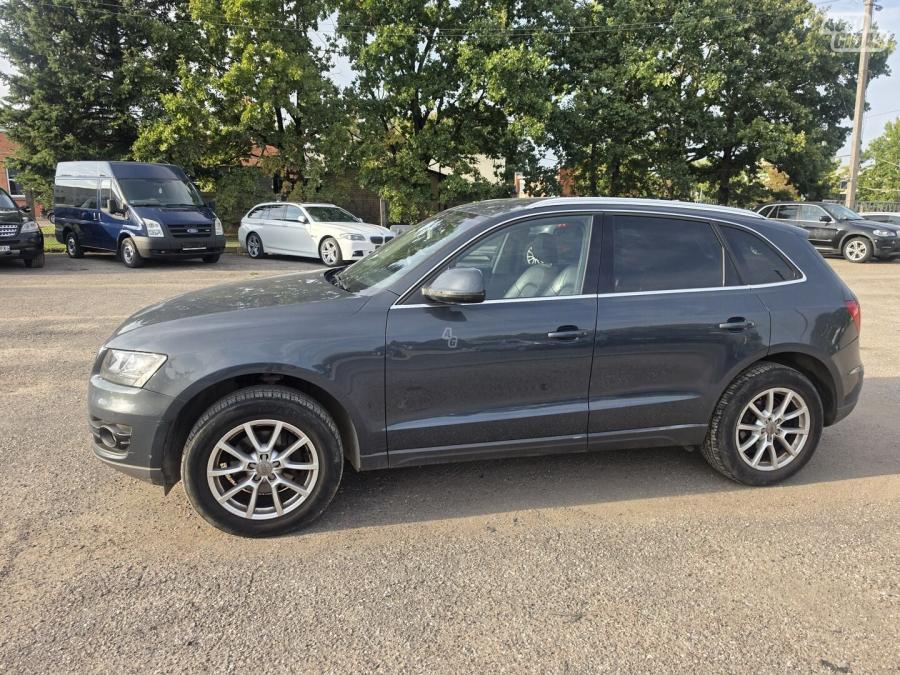 Melns Audi Q5 2011 Viļņa, ar dzinēja tilpumu 2.00 L un nobraukumu 327 tūkst. km par 8200 €, foto 7 vietnē AUTOMOTO.COM.LV