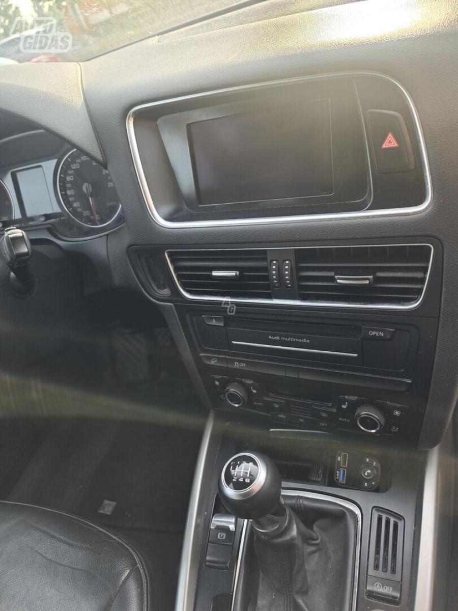 Melns Audi Q5 2011 Viļņa, ar dzinēja tilpumu 2.00 L un nobraukumu 327 tūkst. km par 8200 €, foto 13 vietnē AUTOMOTO.COM.LV