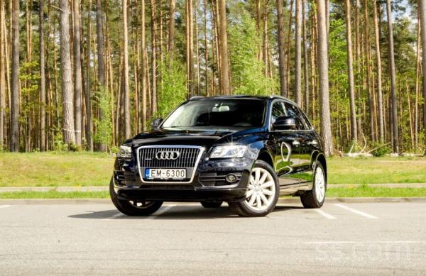 Melns Audi Q5 2011 Rīga, ar dzinēja tilpumu 2.00 L un nobraukumu 383 tūkst. km par 6990 €, foto 1 vietnē AUTOMOTO.COM.LV