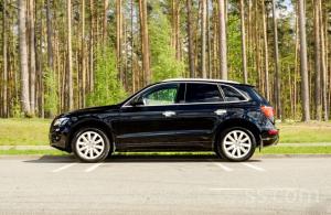 Black Audi Q5 2011 in Riga, with an engine capacity of 2.00 L and mileage of 383 thousand km for 6990 €, photo 5 on AUTOMOTO.COM.LV