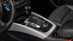 Black Audi Q5 2011 in Riga, with an engine capacity of 2.00 L and mileage of 383 thousand km for 6990 €, photo 15 on AUTOMOTO.COM.LV