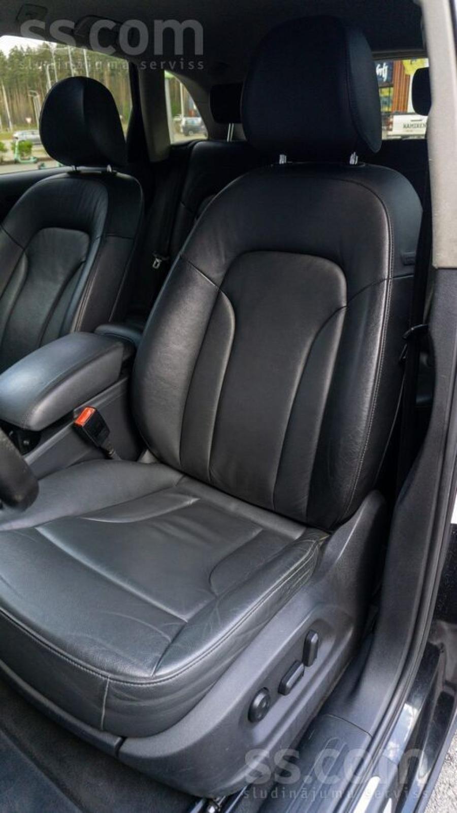Black Audi Q5 2011 in Riga, with an engine capacity of 2.00 L and mileage of 383 thousand km for 6990 €, photo 26 on AUTOMOTO.COM.LV