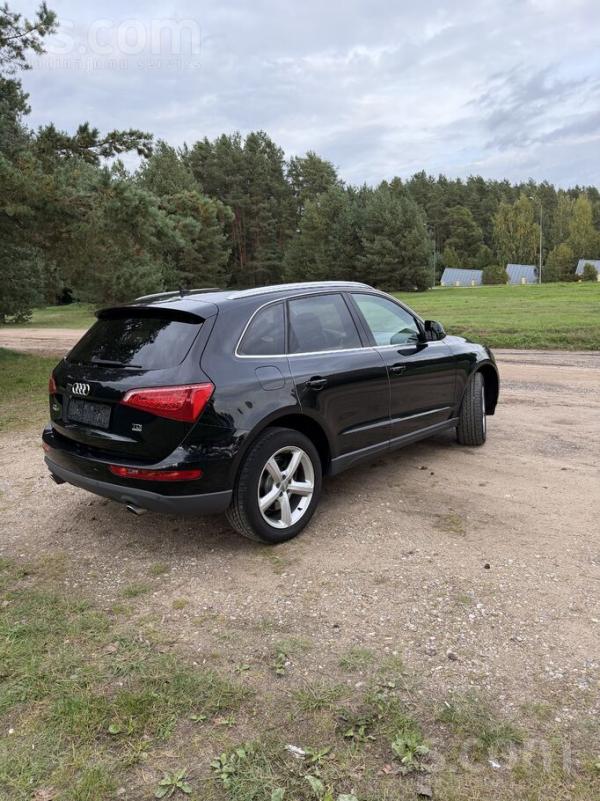 Melns Audi Q5 2011 Daugavpils, ar dzinēja tilpumu 3.00 L un nobraukumu 219 tūkst. km par 10300 €, foto 8 vietnē AUTOMOTO.COM.LV